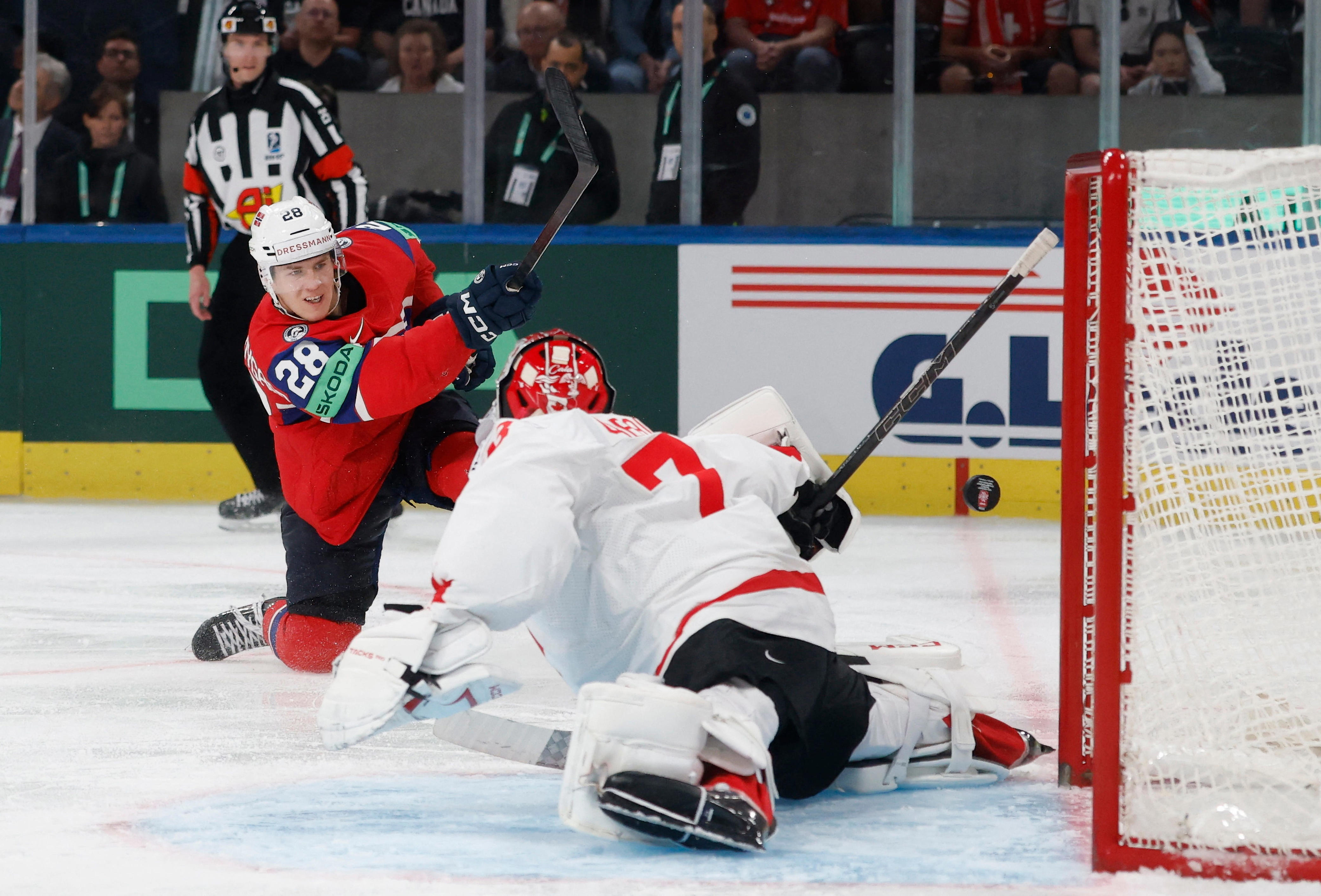 Wings' Brandsegg-Nygard wins bronze medal as Norway stuns Canada at worlds