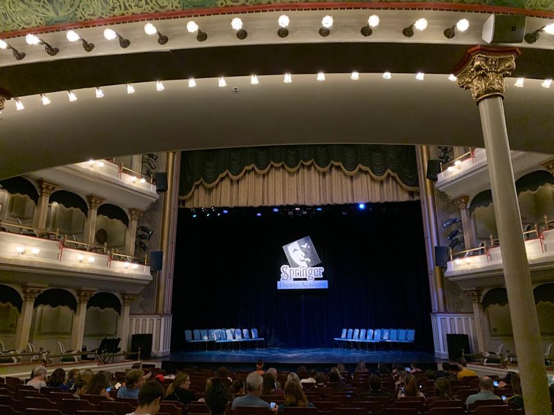 This Georgia theater welcomes living audiences and ghostly performers