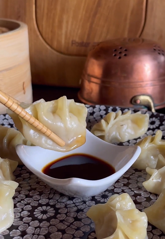 Gyoza alla carne fatti in casa: impasto, ripieno e tecniche di cottura