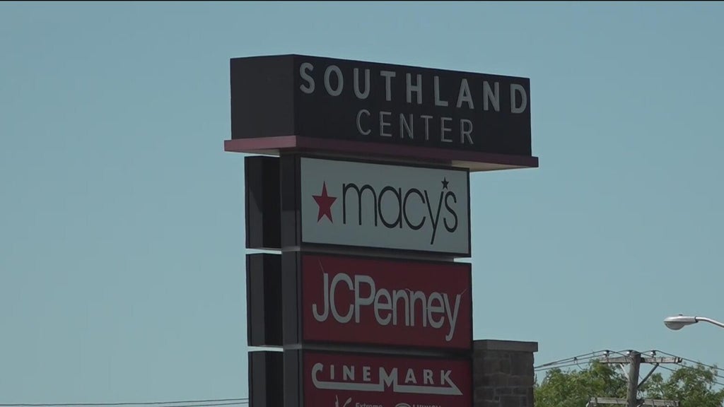 Police seek suspect in 1 of 2 weekend robberies at Southland Center in ...