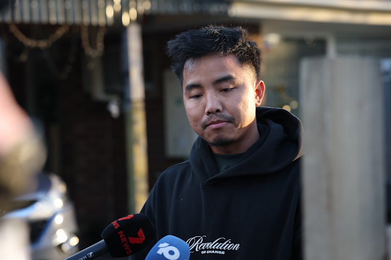 Toddler dead in Werribee house fire, dad seriously injured in desperate ...