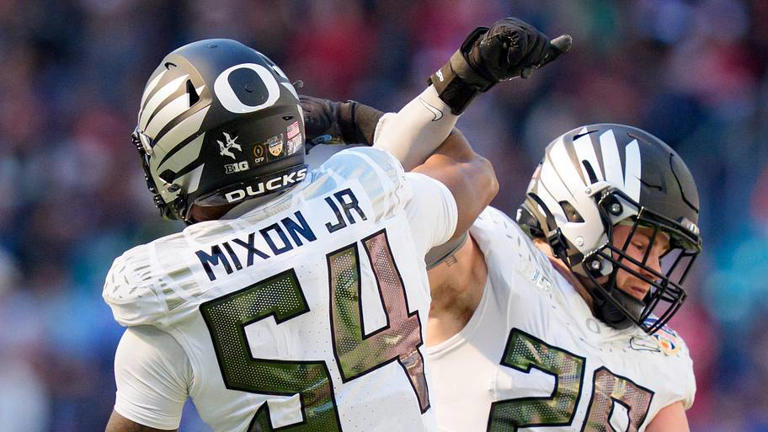 Oregon football defensive depth chart prediction with transfer ...