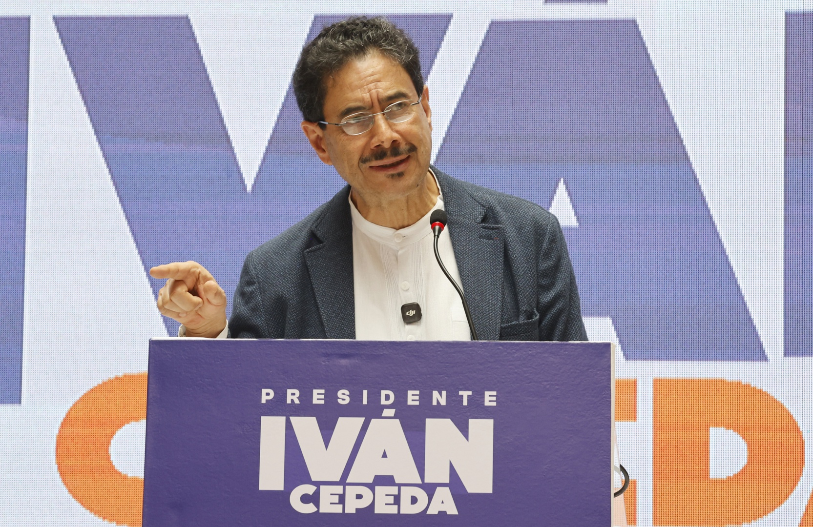 Iván Cepeda, un sobreviviente del genocidio político para continuar el ...