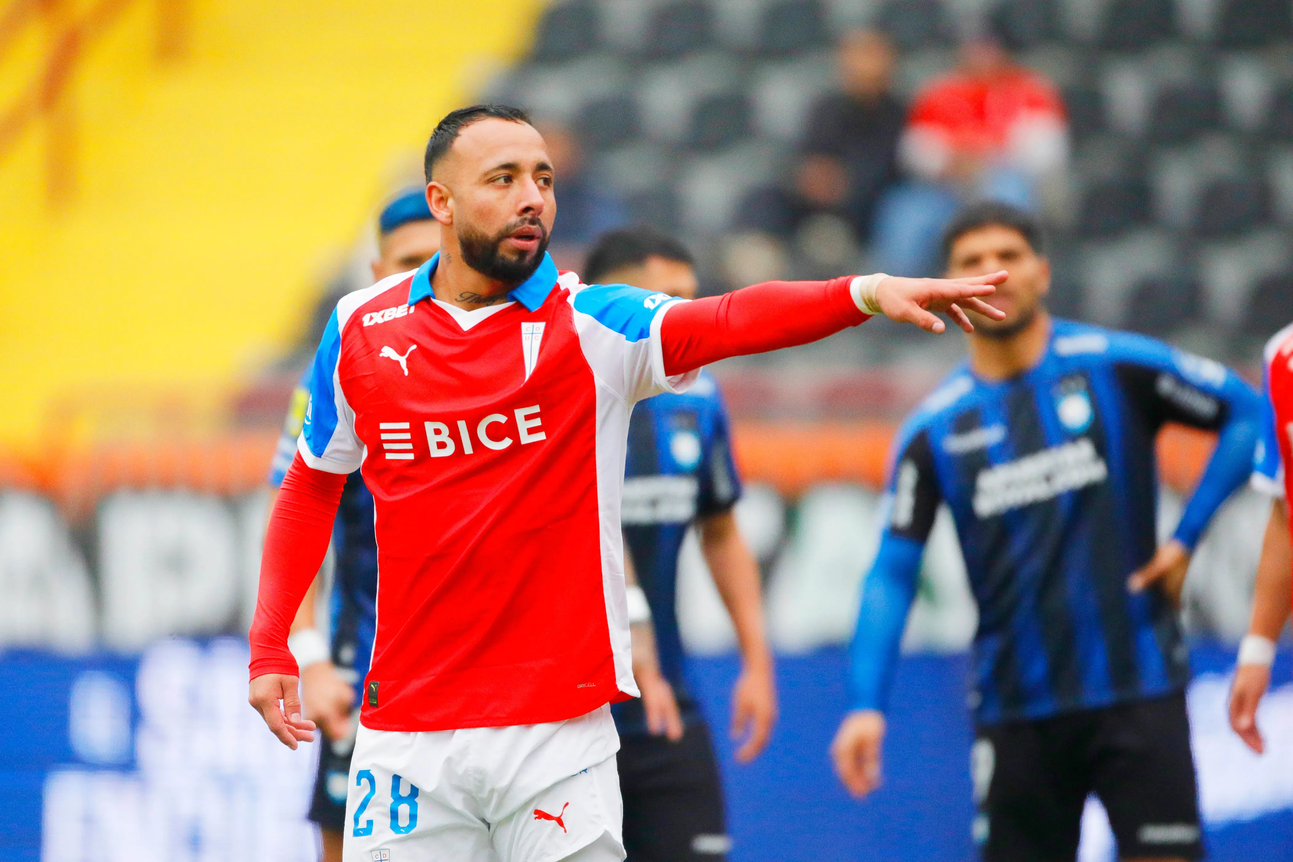 El jugador de la UC más criticado en el primer tiempo contra Huachipato ...