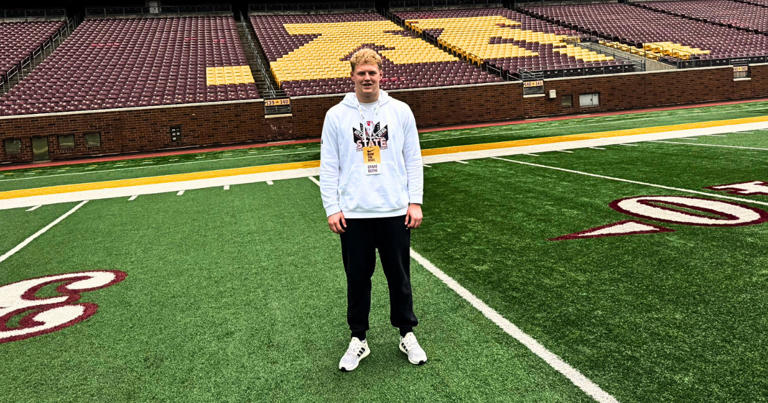 Iowa OL Drake Buthe commits to Minnesota following official visit
