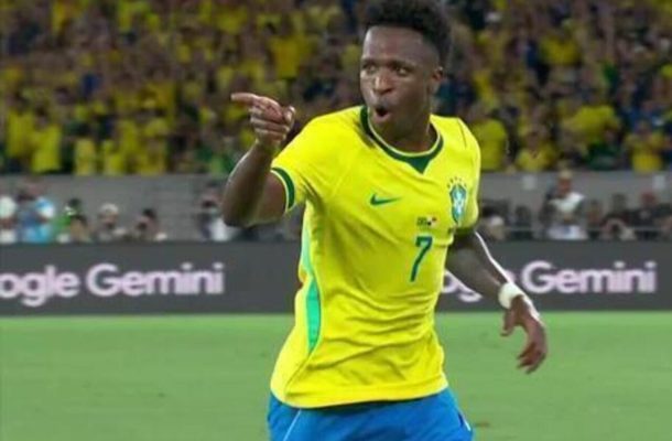 Brasil, com titulares no 1º tempo e reservas na etapa final, goleia o ...
