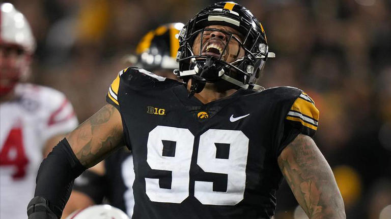 NCAA betting precedent for Brendan Sorsby already set by Iowa football