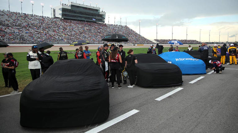 NASCAR Cup Series Cracker Barrel 400 delayed for rain, expected start ...