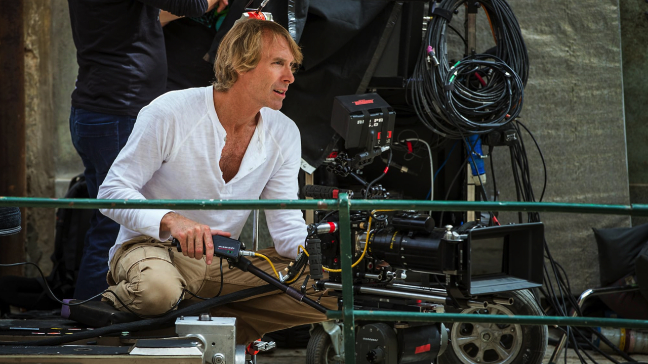 Michael Bay to direct movie about fighter jet pilot rescue