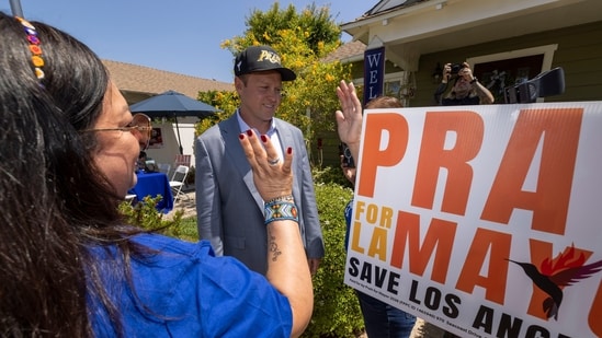 Spencer Pratt drops controversial video of homeless man by ballot box ...