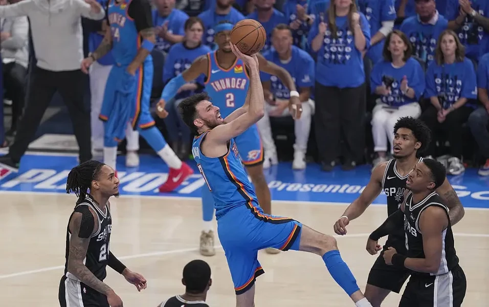 Holmgren admits rhythm issues as Thunder face Spurs rivalry test
