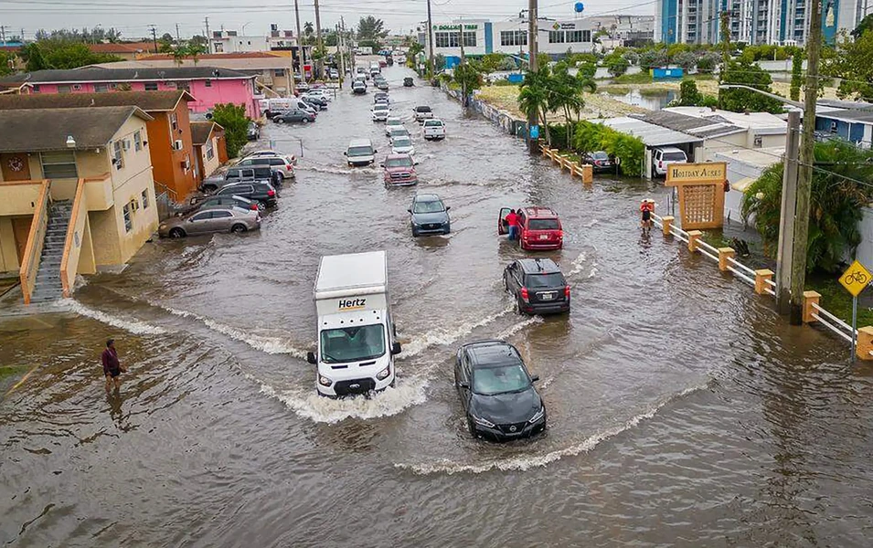 Heavy rain to bring flooding risk to South Florida next week