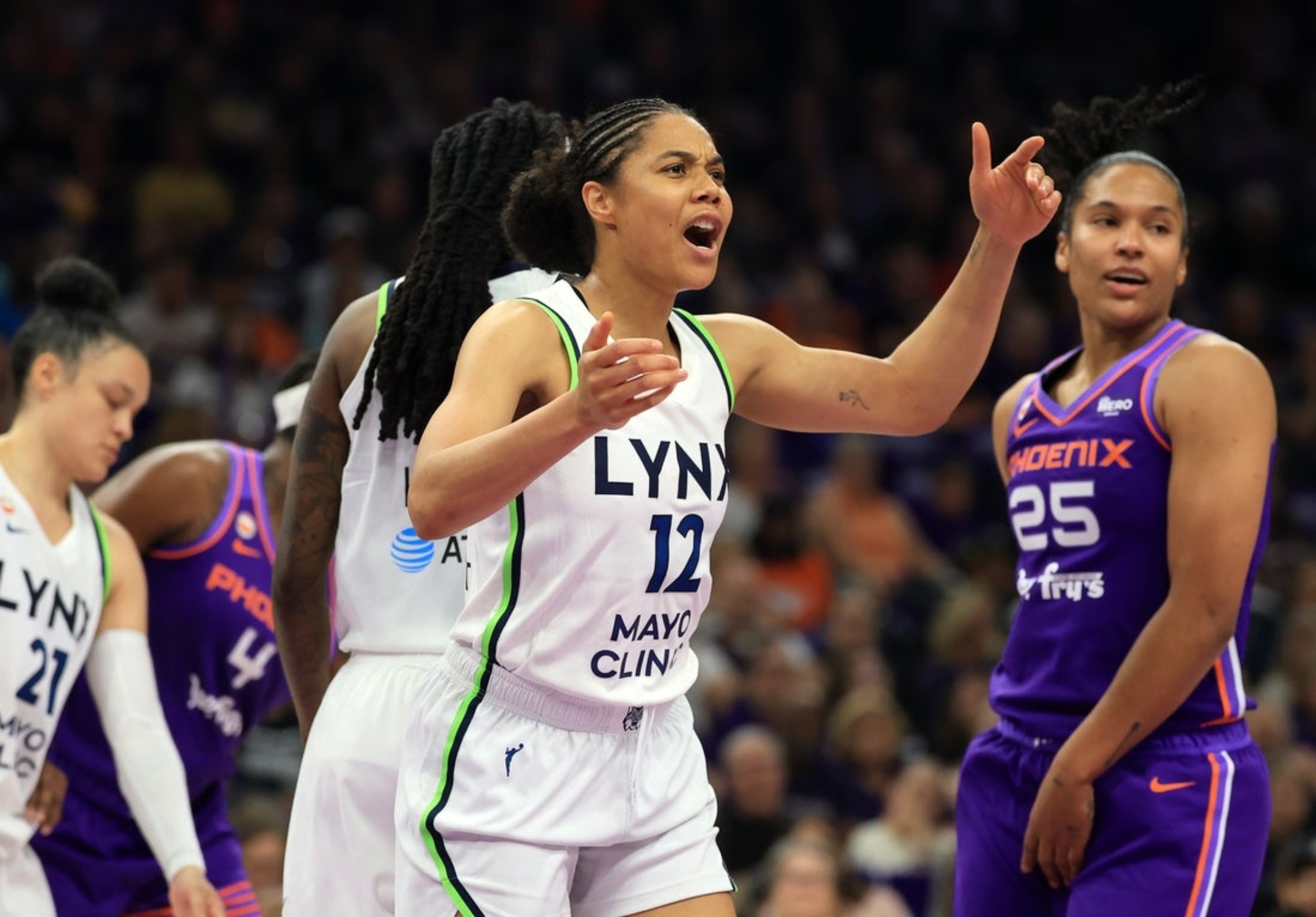League-best Lynx open Commissioner's Cup with struggling Mercury