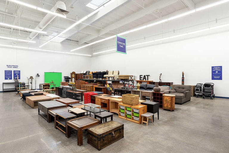 Under new CEO, every Bay Area Goodwill to close to make way for superstores