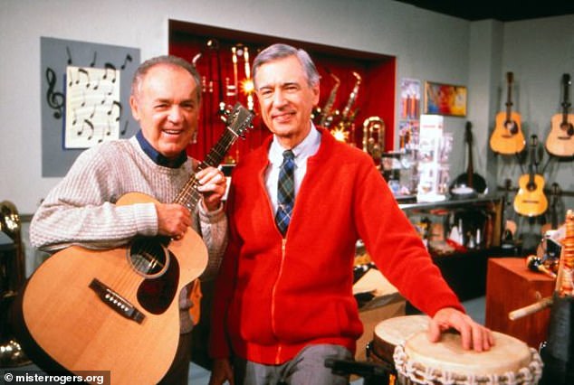 Joe Negri dies at 99: Actor and musician played handyman on Mister ...