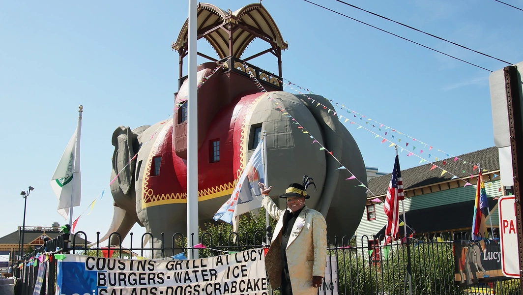 15 wonderfully weird buildings from around the world