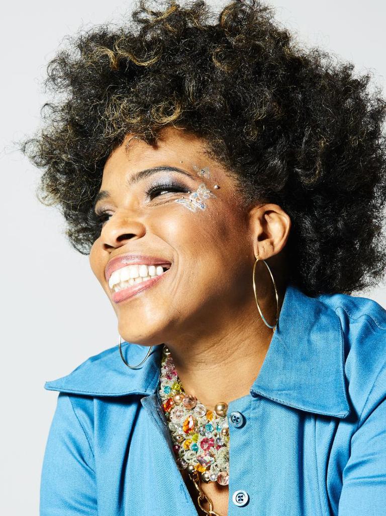 US artist set to headline NFL MCG game