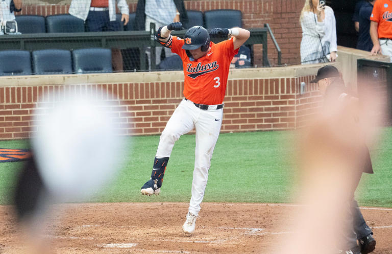 Auburn baseball's Ryan Hetzler maintains on mound vs Milwaukee: NCAA ...