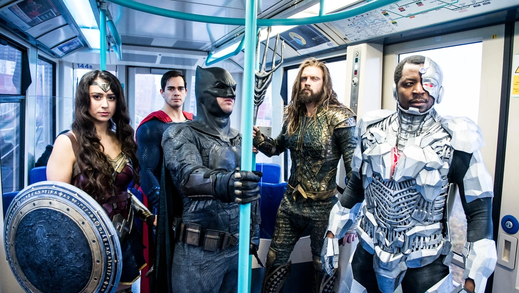 17 movies where side characters steal the spotlight