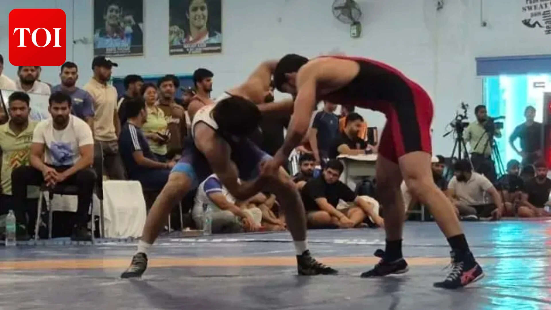 Coach Shako Bentinidis watches men’s trials: Marks out Sujeet Kalkal ...