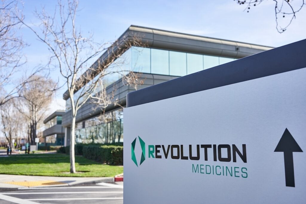 Revolution Medicines' pancreatic cancer pill doubles survival, cuts ...