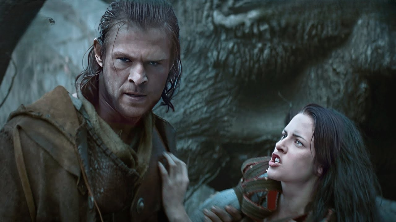 Chris Hemsworth defends Kristen Stewart Snow White & the Huntsman 4K HDR