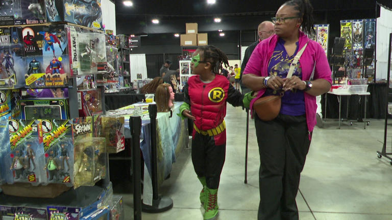 Hall of Heroes Comic Con brings superhero fans to Elkhart