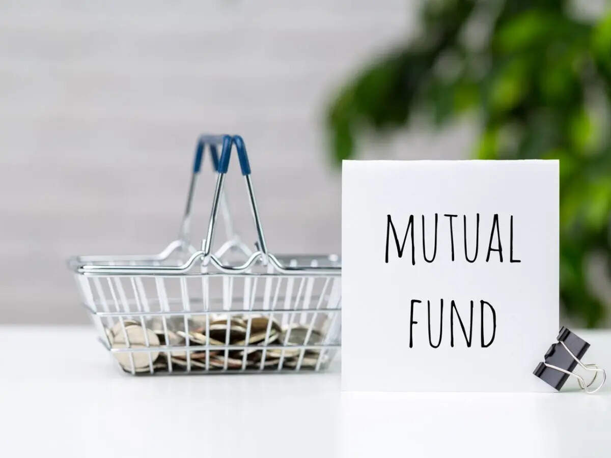 Mutual fund PMS vs direct mutual funds: Why the smarter option may not ...