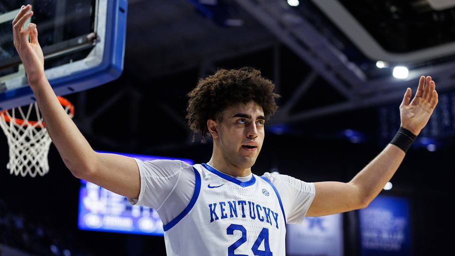 Kentucky's centers could be a top shot blocking duo in college basketball