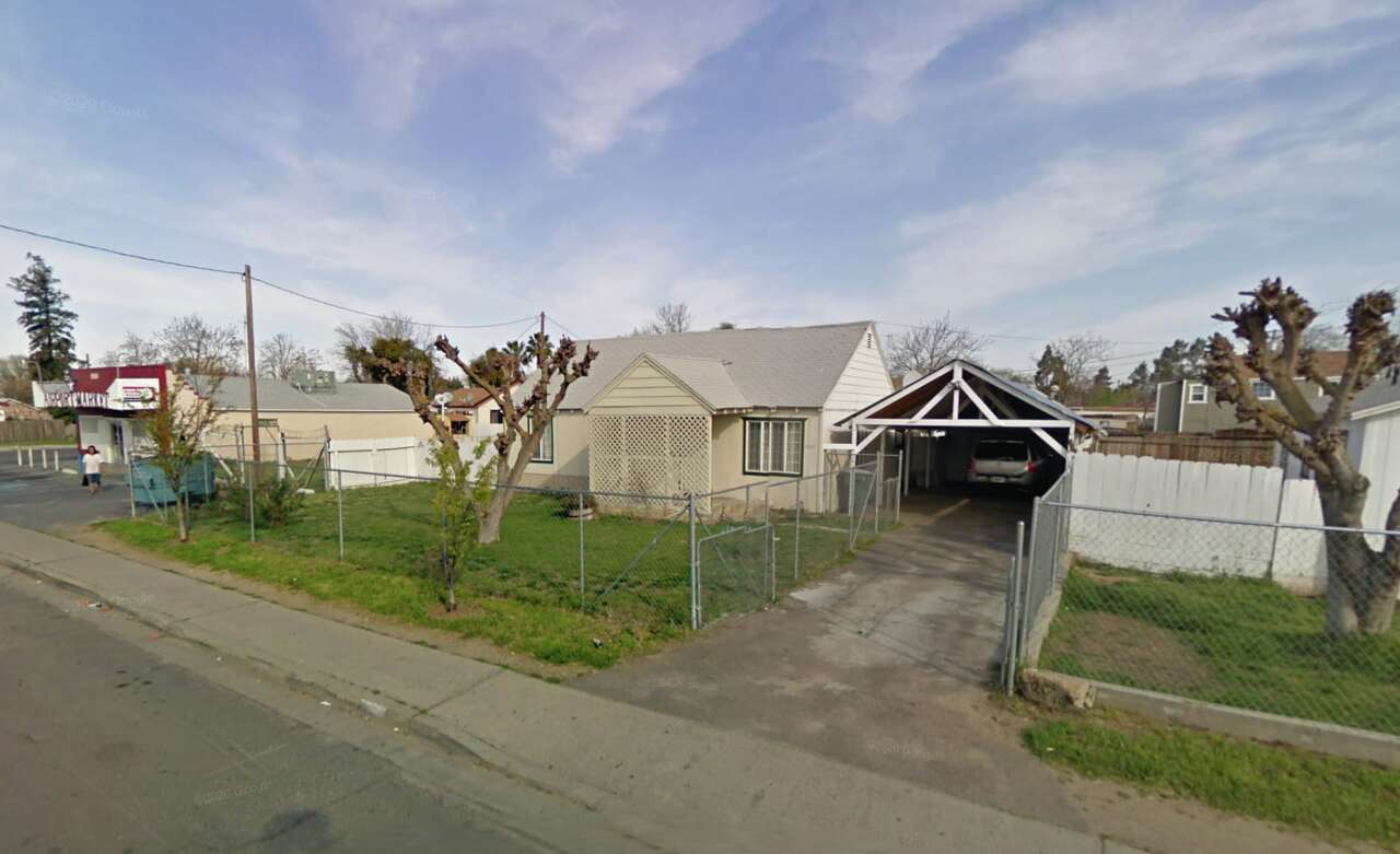 Man kills 3 generations of family, including baby, in Modesto, police say