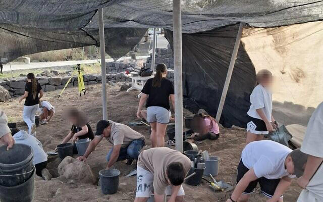 12-year-old finds ancient gemstone in Galilean Jewish village cursed by ...
