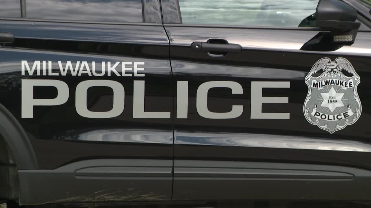 Milwaukee shootings Sunday; 1 dead, 2 wounded