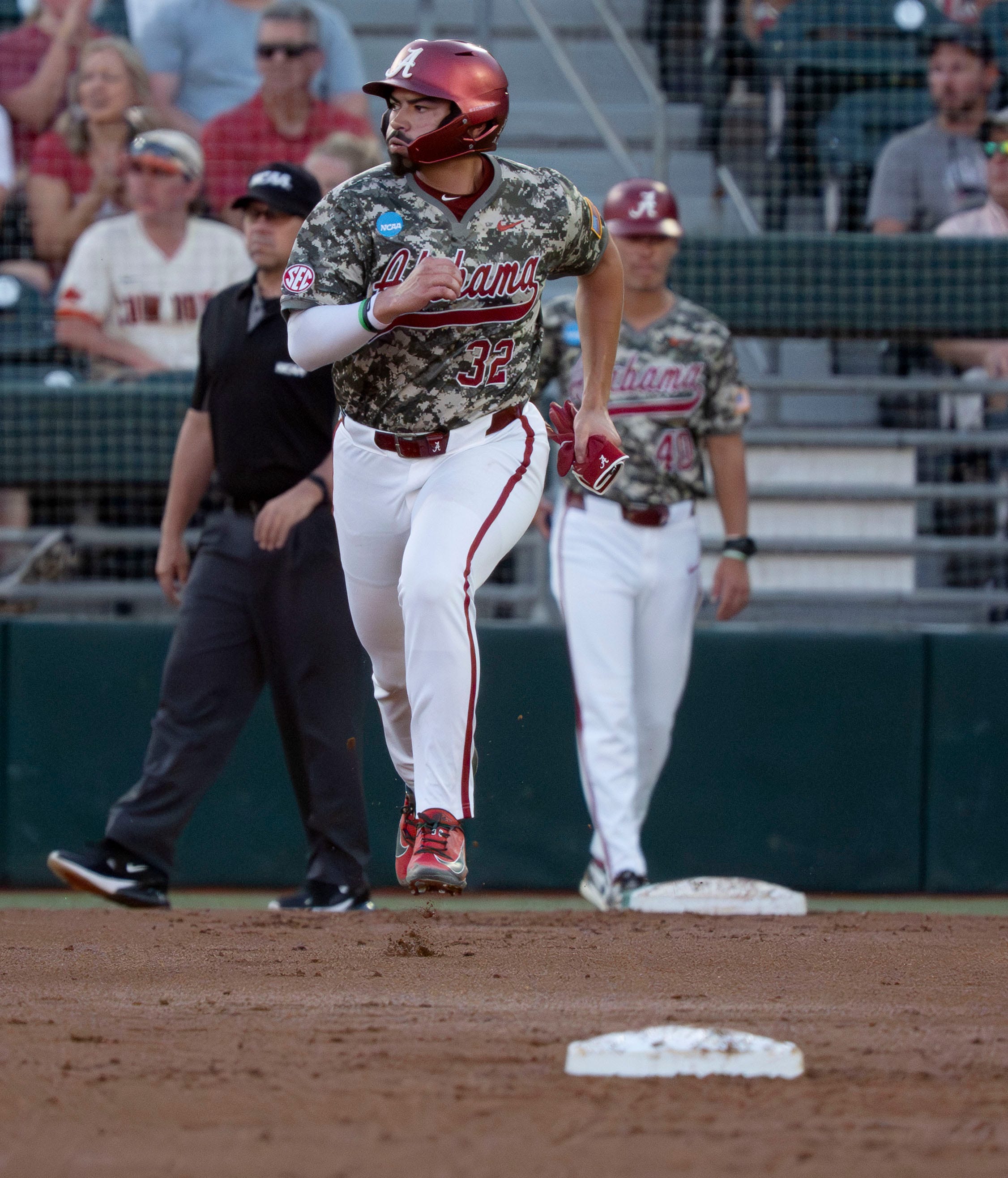 Alabama baseball headed to super regional with extra-inning win over ...