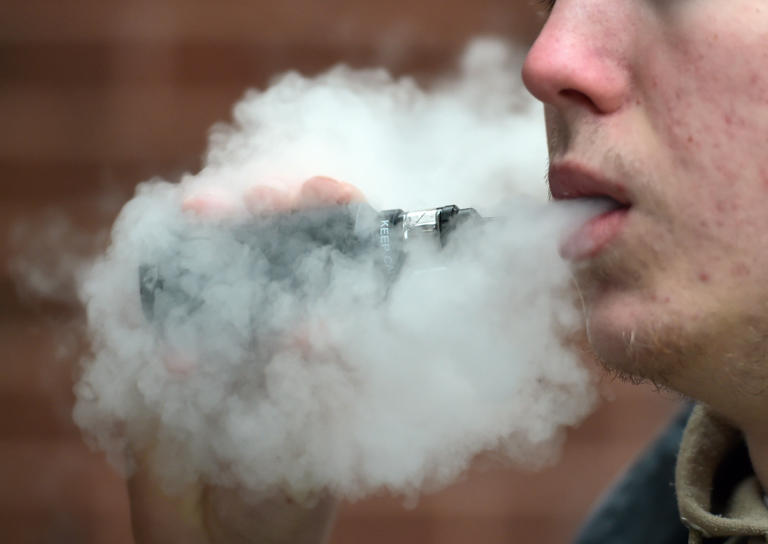 Government urged to crack down on cheap vapes circumventing single-use ban