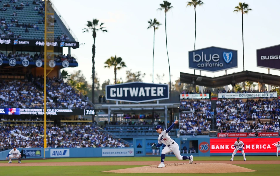 Dodgers rout Phillies with balanced offensive attack
