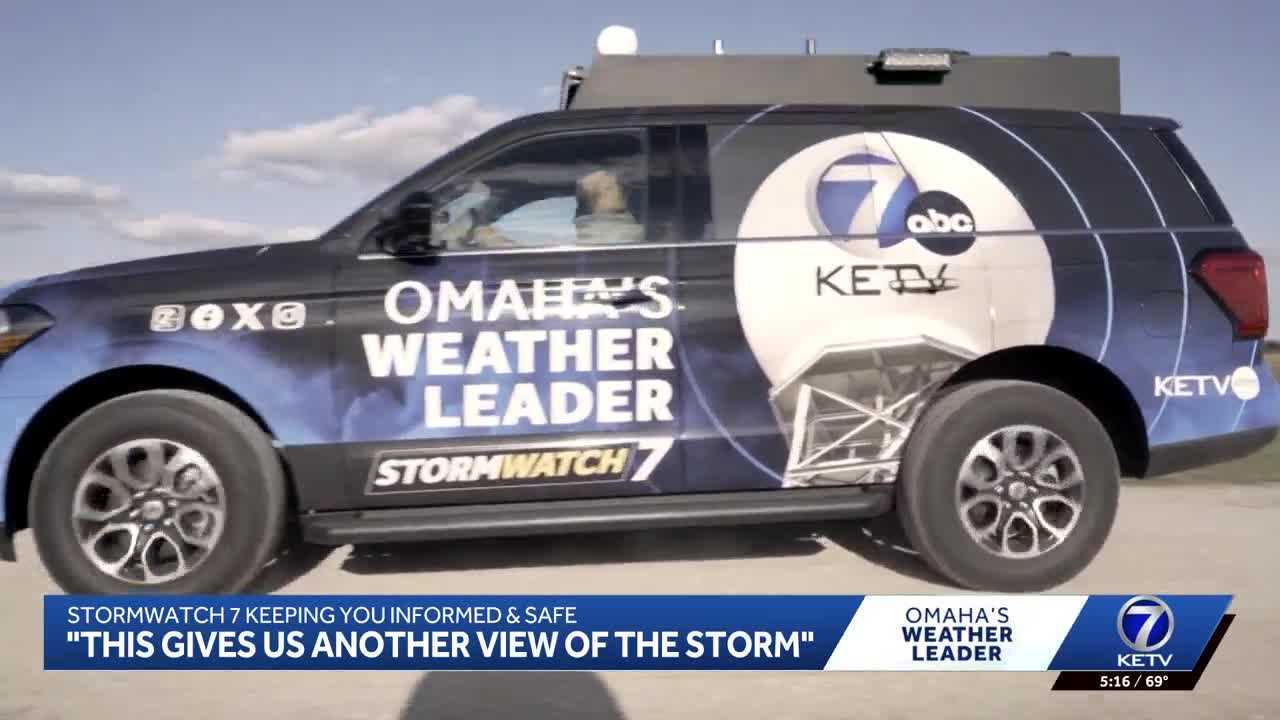 Omaha's weather leader is tracking severe thunderstorms early Monday ...
