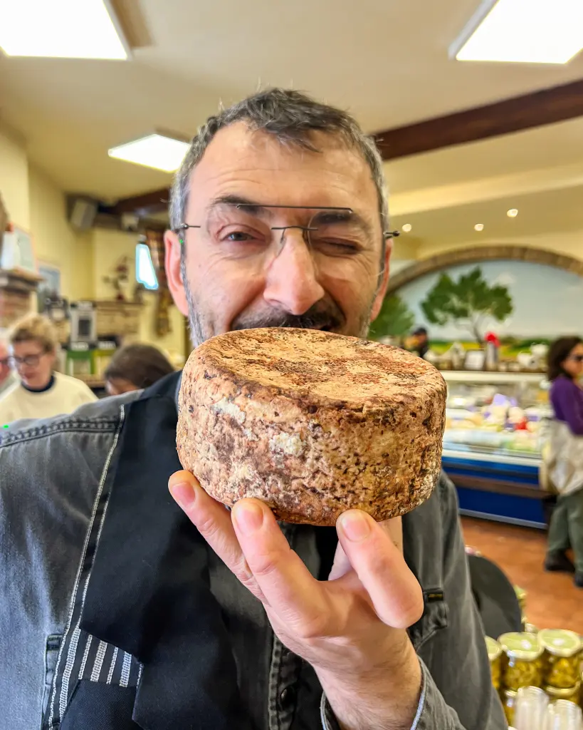In Umbria c’è un formaggio della strega ispirato a un processo del ...