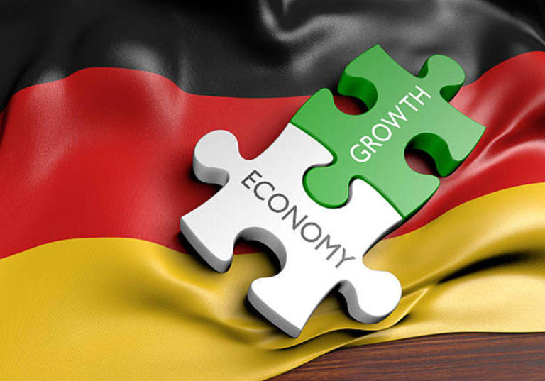 Germany retail sales edge down 0.30% m/m in April