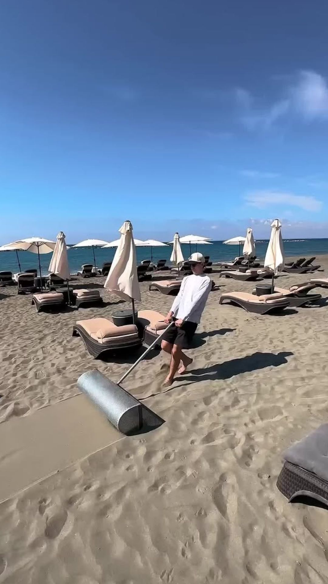 Secrets to discovering lost items buried in beach sand