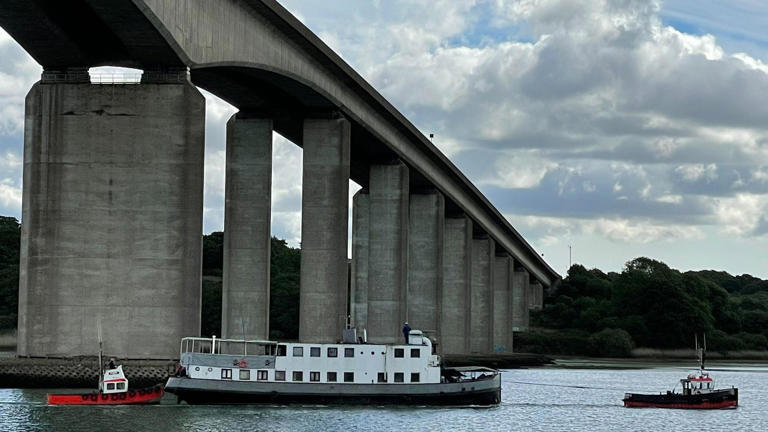 Popular boat restaurant not returning to waterfront