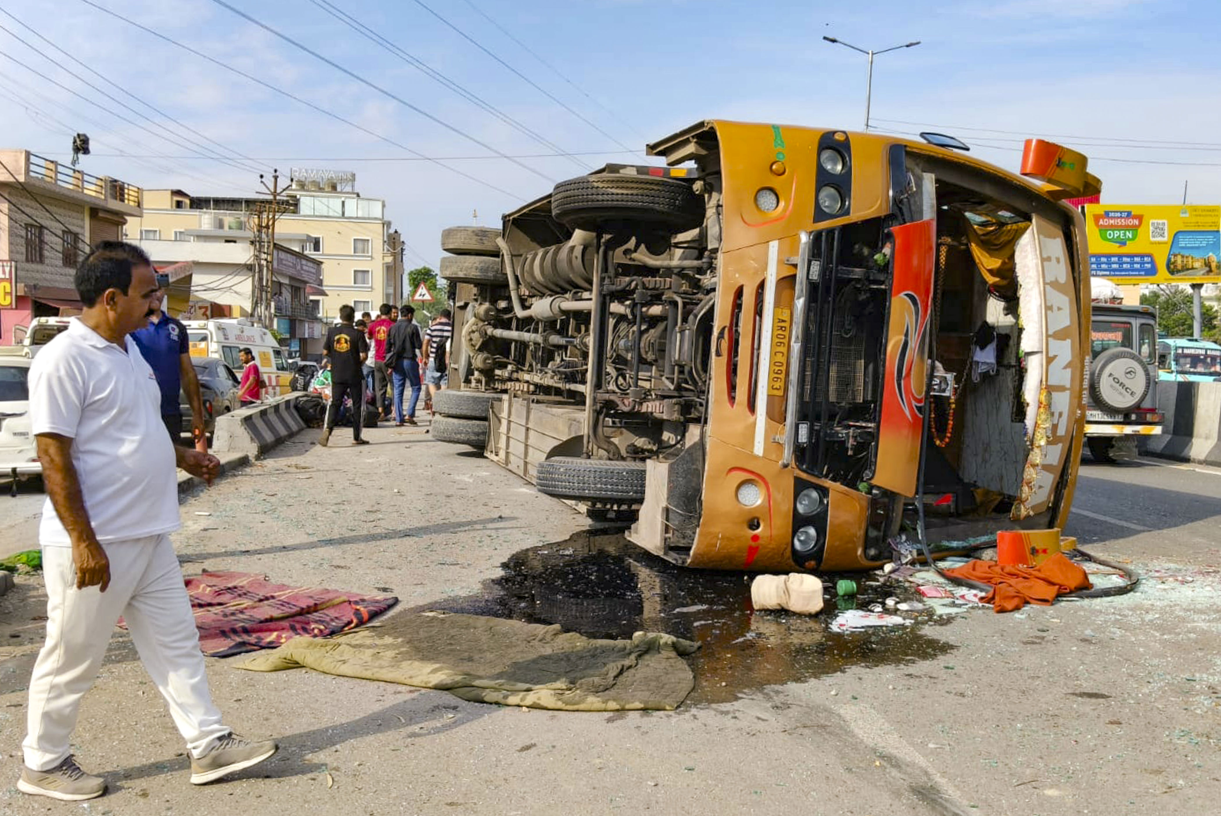 Uttarakhand: Dumper rams into bus, woman killed