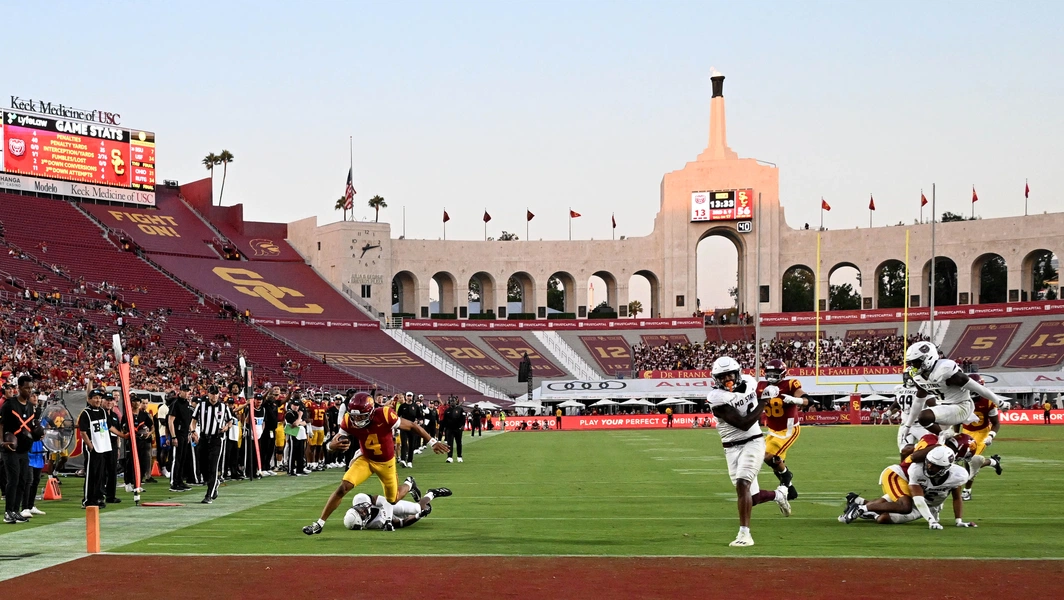 USC beats Texas State to reach Texas A&M regional final