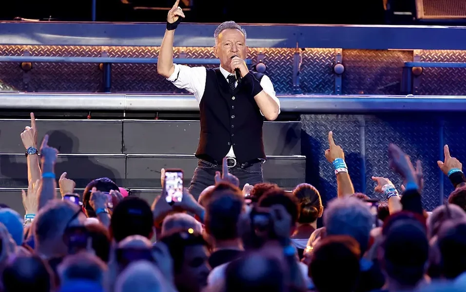 Springsteen turns DC show into defiant, hopeful spectacle