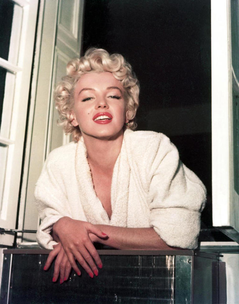 Göğüs röntgeni, mezarı ve Kardashian’lar: Marilyn Monroe 100. yaşında ...
