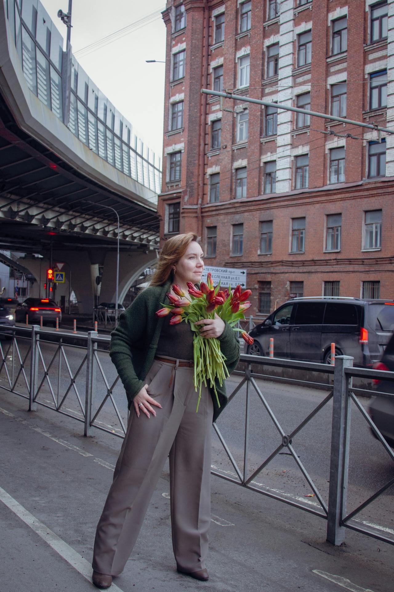 Stylish outfits for older women: Age-appropriate fashion tips that feel ...