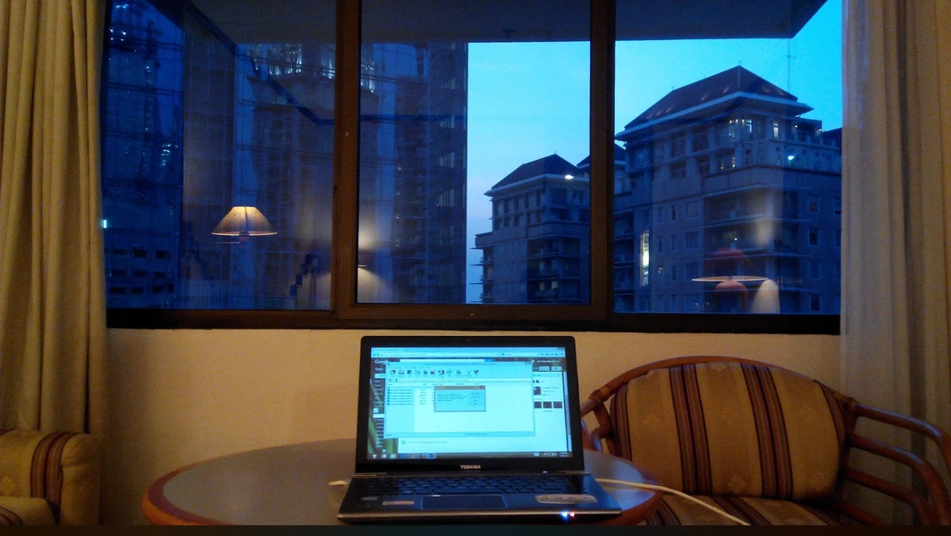 Study links remote work shift to junior hiring collapse