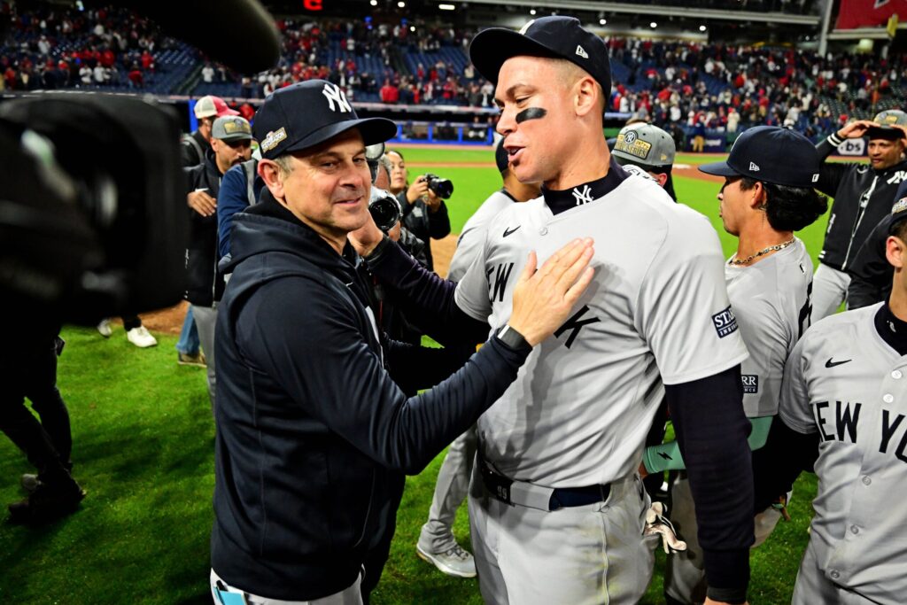 Aaron Boone celebrates team effort as 13-run inning propels series win ...