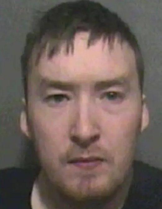 Mum interrupted sick killer as he attacked my sister – he stabbed her ...