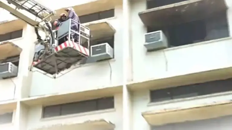 Fire breaks out at Ministry of Education office in Delhi