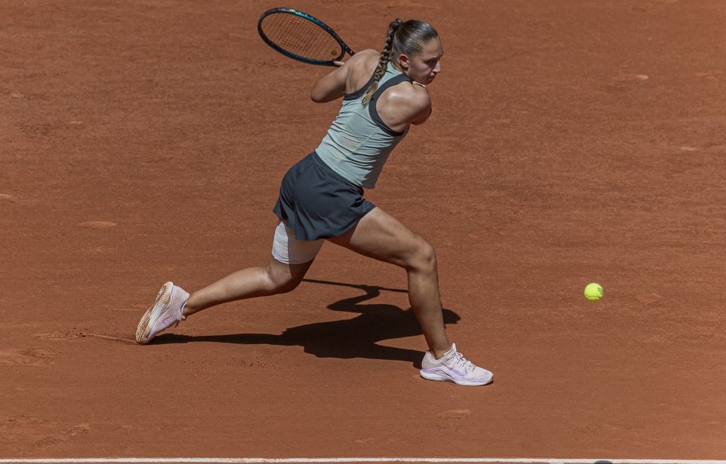 Roland-Garros 2026 : Diane Parry joue-t-elle un trop beau tennis pour ...